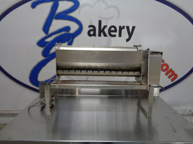 Rondo Stainless Steel Flour Duster